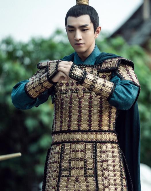 Jinhan's costume style is rarely said to be handsome!Privately show ...