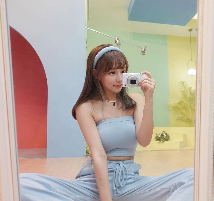 Lin Xiang's hot photos of playing in the water!The upper Wai burst ...