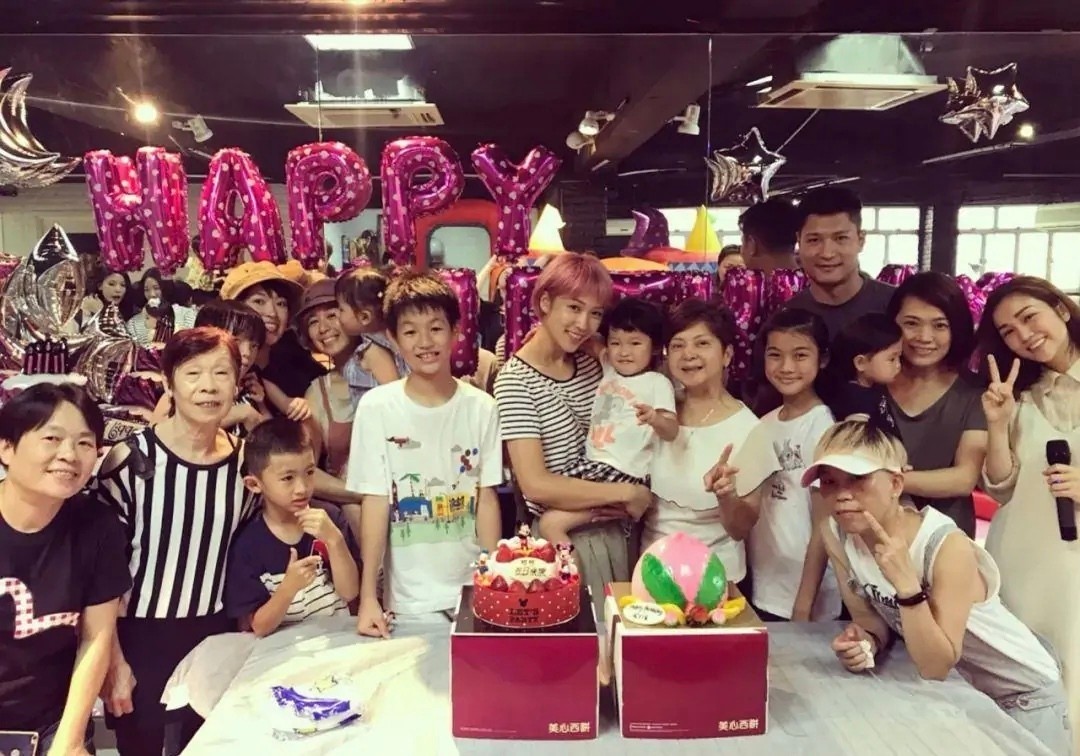 TVB "The Case Against the Heavens" Jiang Zuman as an elite lawyer, and ...