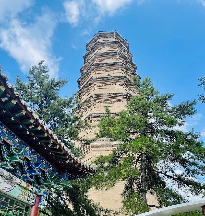 Thousands of people in hundreds of cities return to Yan'an, revisiting ...