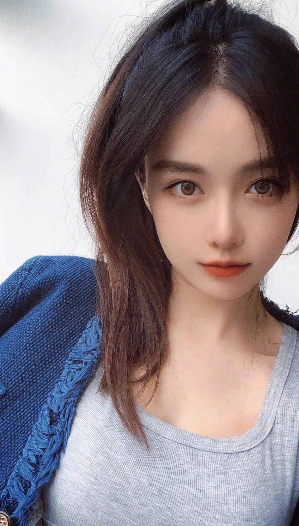 Xin Wei's chief supermodel Huang Lin gave birth to a child!My son is so ...