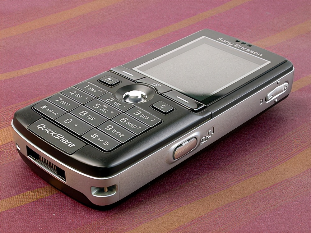[Classic phone] Sony Ericsson K750: the first 2 million autofocus - iNEWS