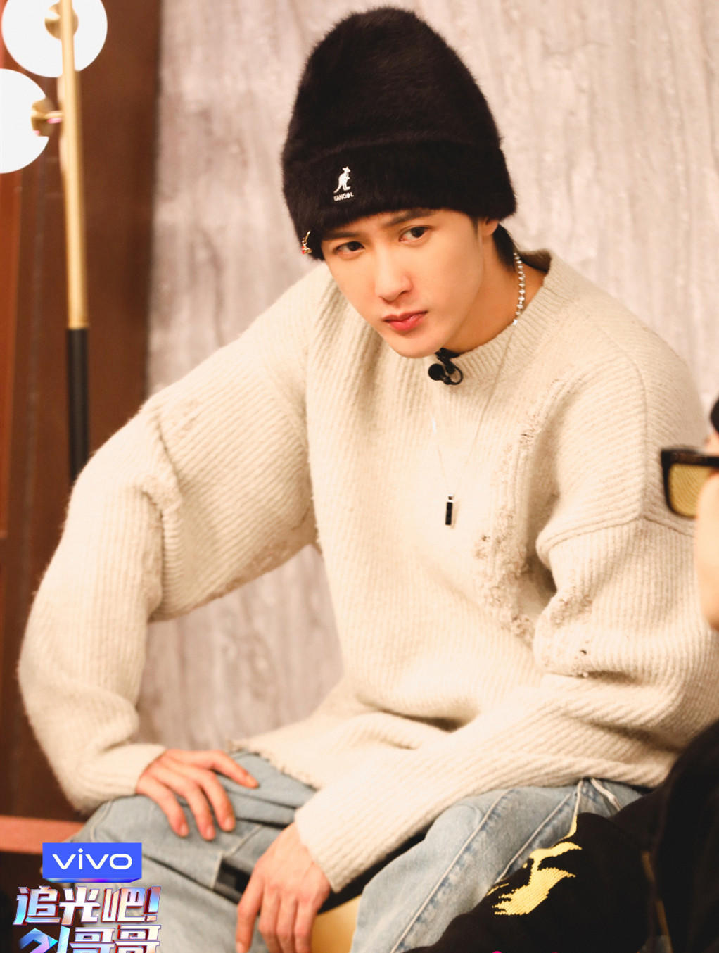 "Chasing the Light, Brother": On the stage of San Gong, Li Wenhan takes ...