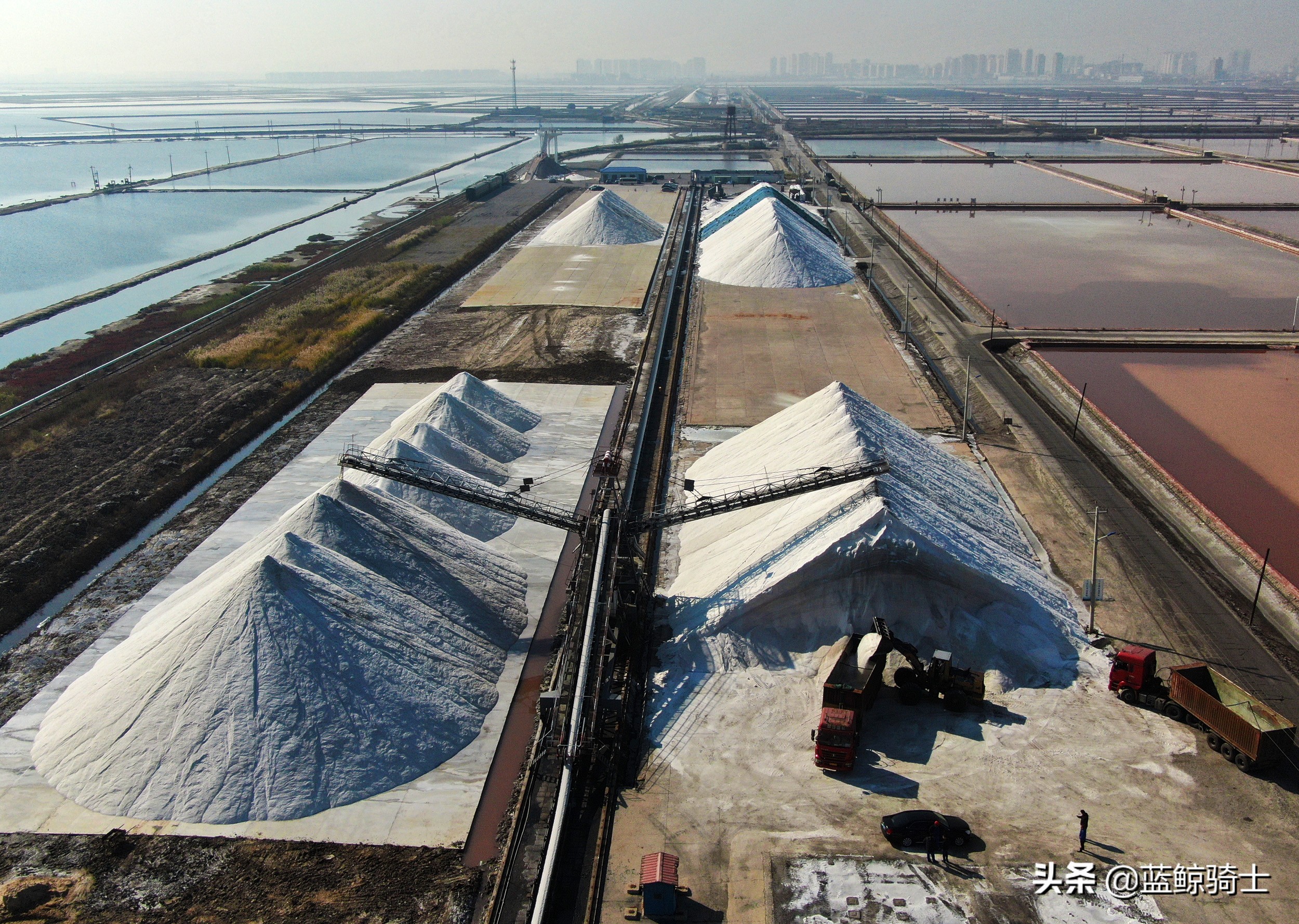 Aerial photography of China's earliest Linhai Saltworks, Tianjin ...