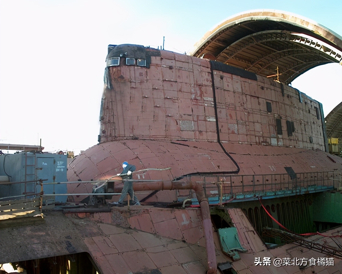 The largest submarine in human history-the internal structure of the ...