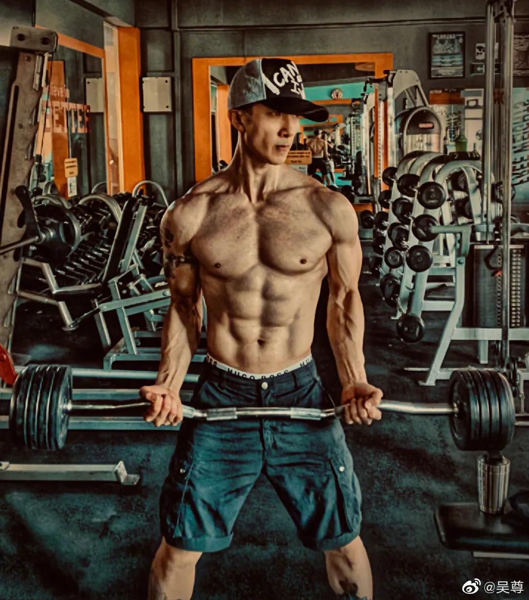 41-year-old Wu Zun's hot search on muscles: really fitness people are ...