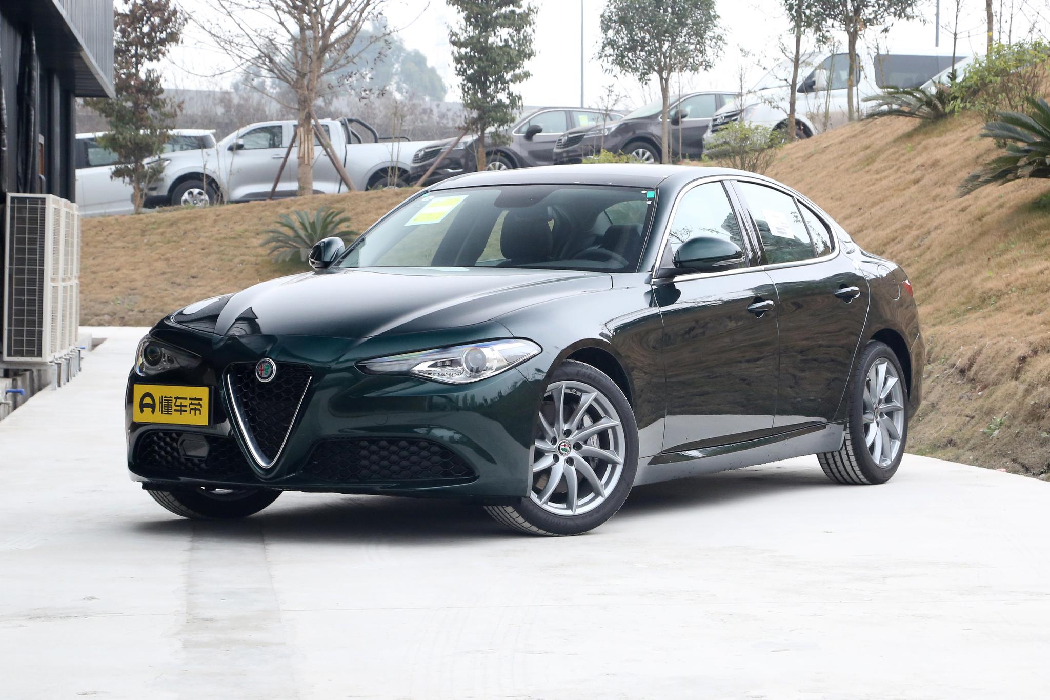 In February, the luxury intermediate sedan is in danger: BMW 3 Series ...