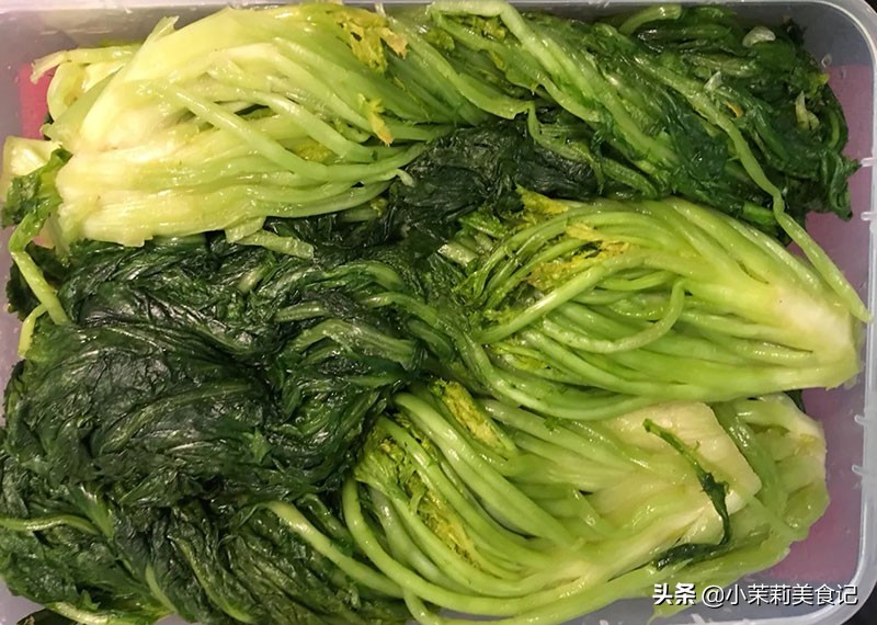 Pickled potherb mustard, if you want to be green and delicious and not ...