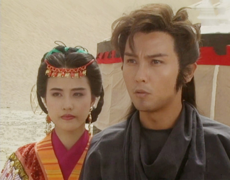 Looking at the "forehead ornaments" that surprised us in those years, I ...