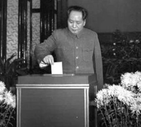 Mao Zedong re-used Deng Xiaoping to help him establish international ...