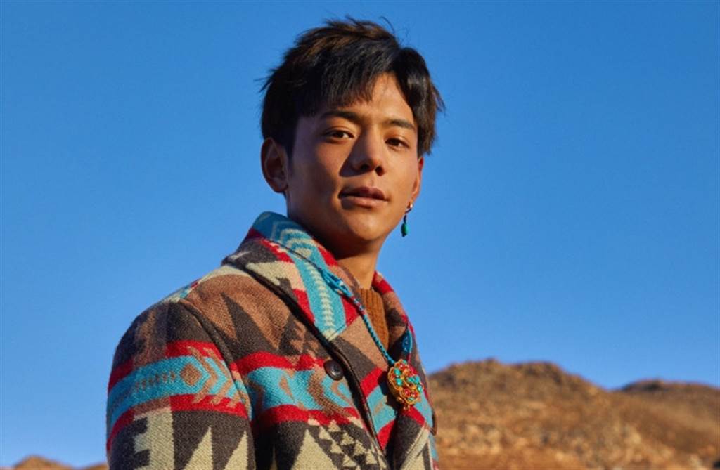 Tibetan boy Ding Zhen became popular for 1 year and deteriorated ...