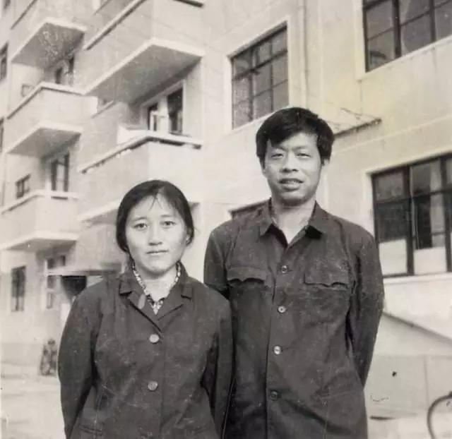 Wang Xiaobo and Li Yinhe: Love like a person, live like a person, write ...