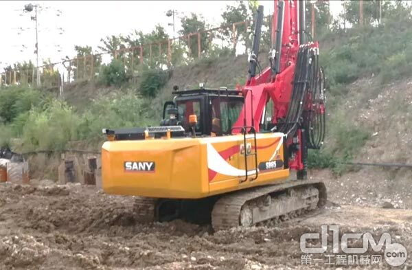 Detonated this summer, three new C10 series SR65 mini rotary drilling ...