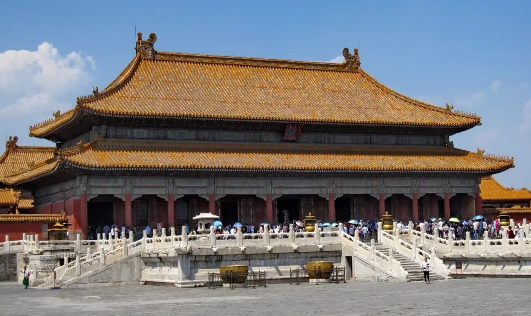 The profound meaning of the doors and windows of the Forbidden City ...