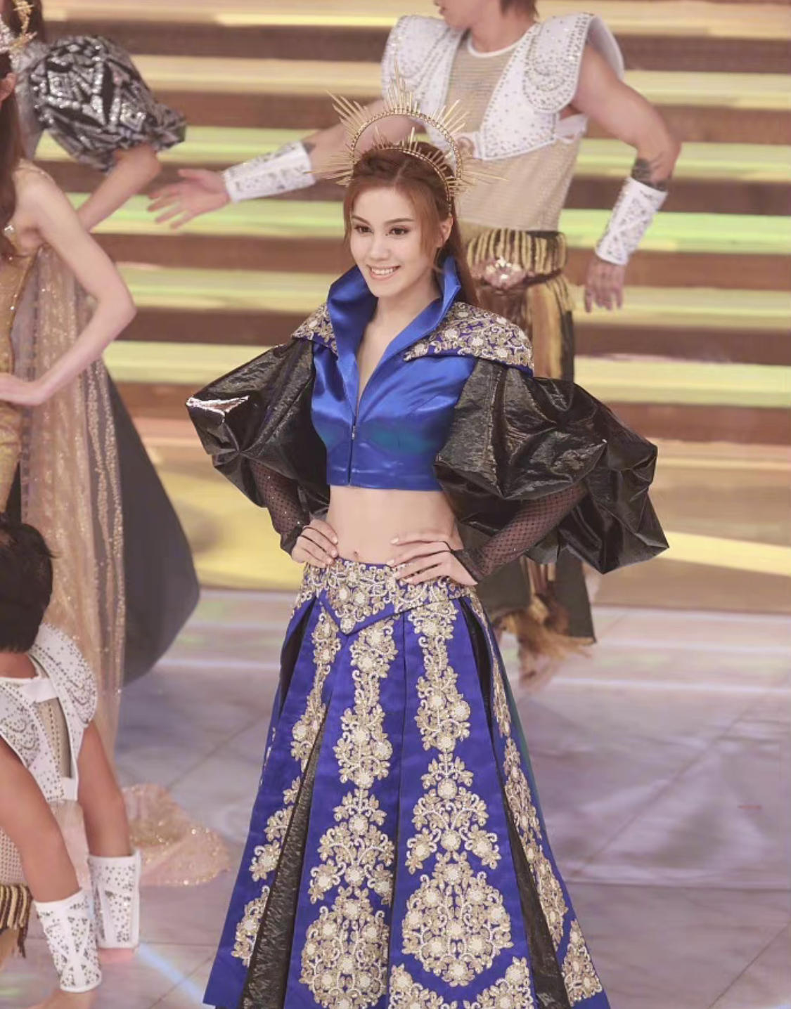 Li Yanan attended the Hong Kong sister finals and praised her husband ...