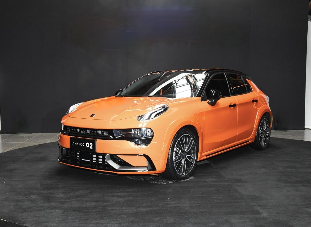 The new Lynk & Co 02 Hatchback, the appearance design is lower, more ...