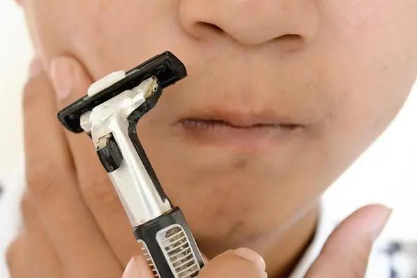 How often do men shave and their life span? What does the beard grow ...