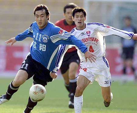 "Yan Million" Yan Song Recorded by Dalian Famous Soccer Player - iNEWS