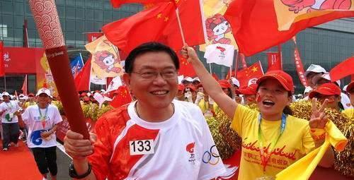 Zhang Rujing, founder of SMIC: China Heart, China Chip - iNEWS