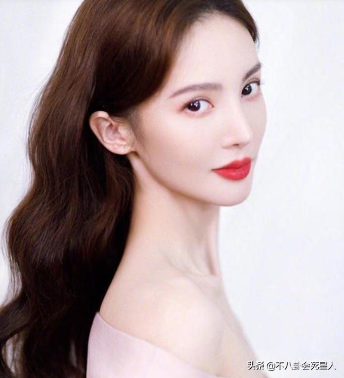The neck is not as long as possible. Some long-necked actresses have ...