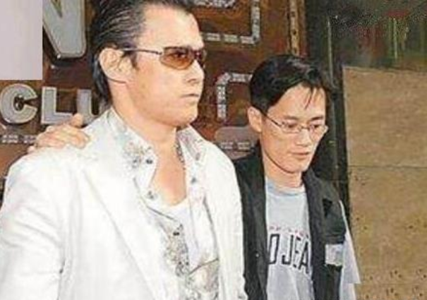 29 years ago, Huang Langwei slapped Anita Mui, and then Huang Langwei ...