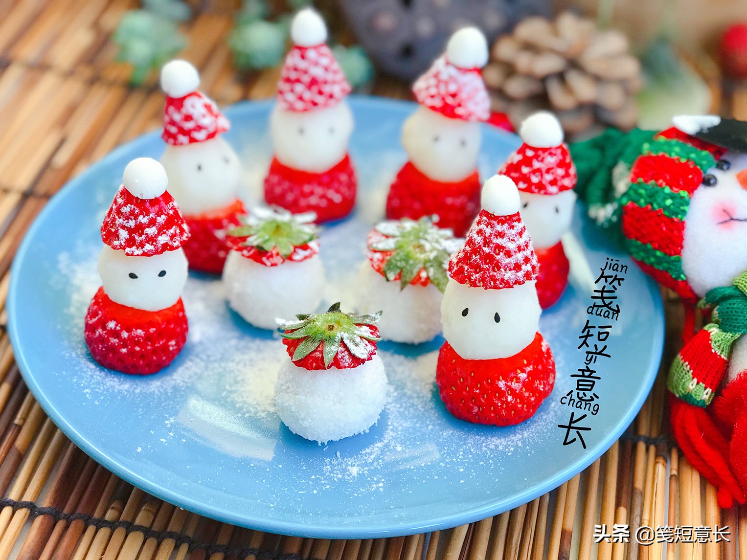 2 yams and 6 strawberries, make a Christmas strawberry snowman for your ...
