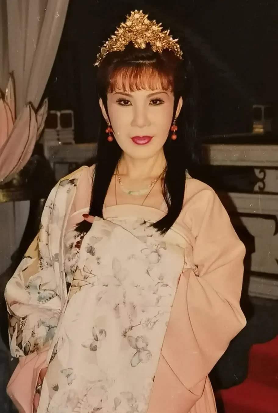 Jiao Enjun: The rich man throws 30 million yuan to shoot a kiss scene ...