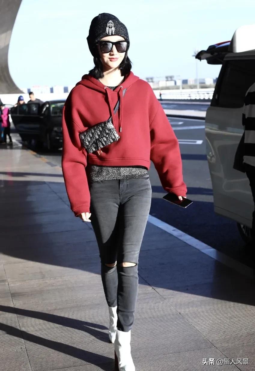 Jing Tian shows up at the airport in jeans to see how the stars wear ...