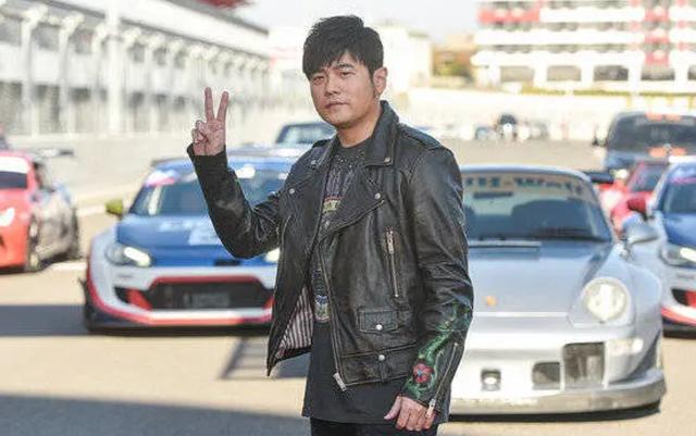 "Jay Chou is fat" topped the hot search list, he hit Chen He after ...
