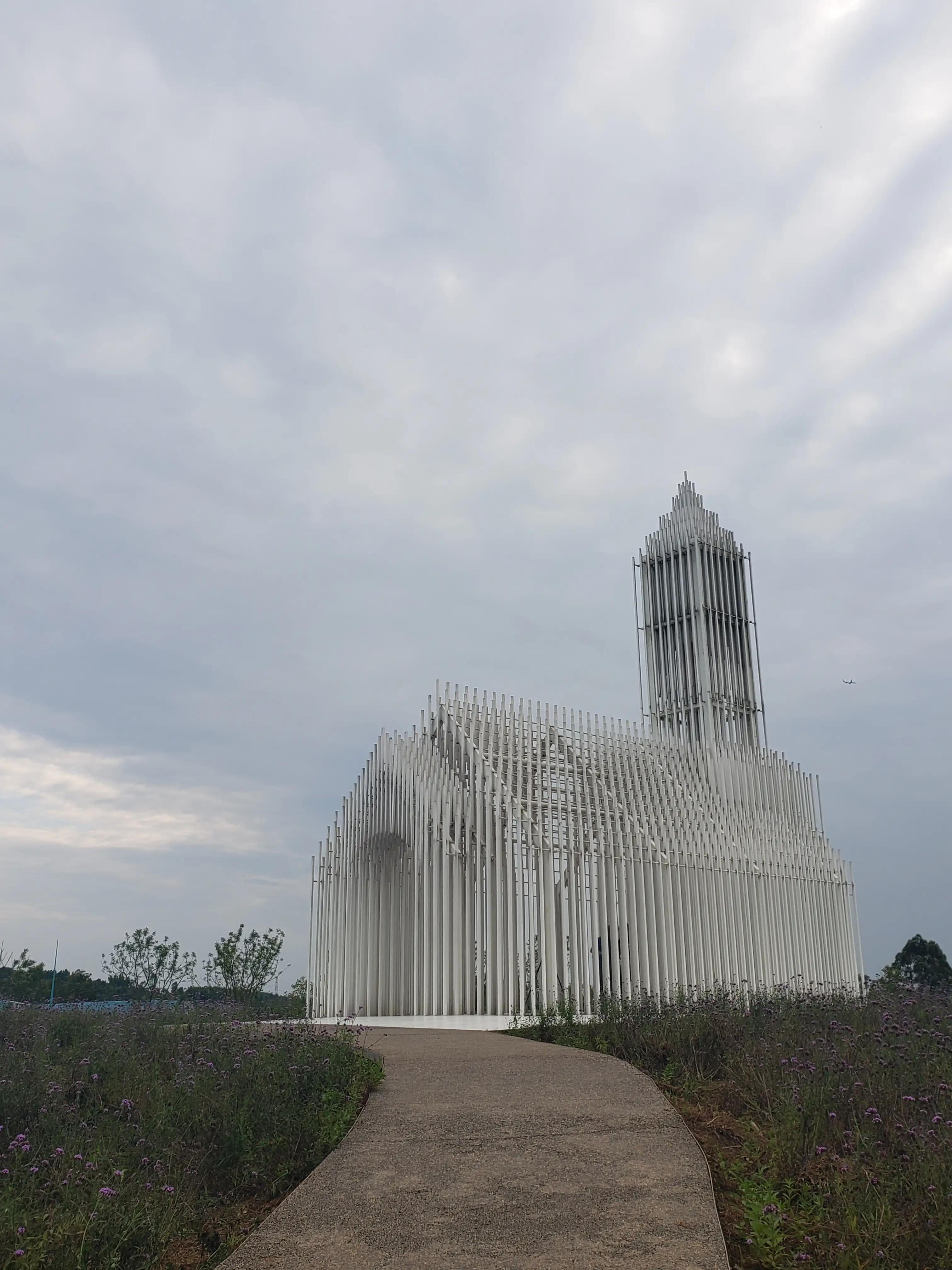 Shadowless Church, another internet celebrity check-in place in Chengdu ...