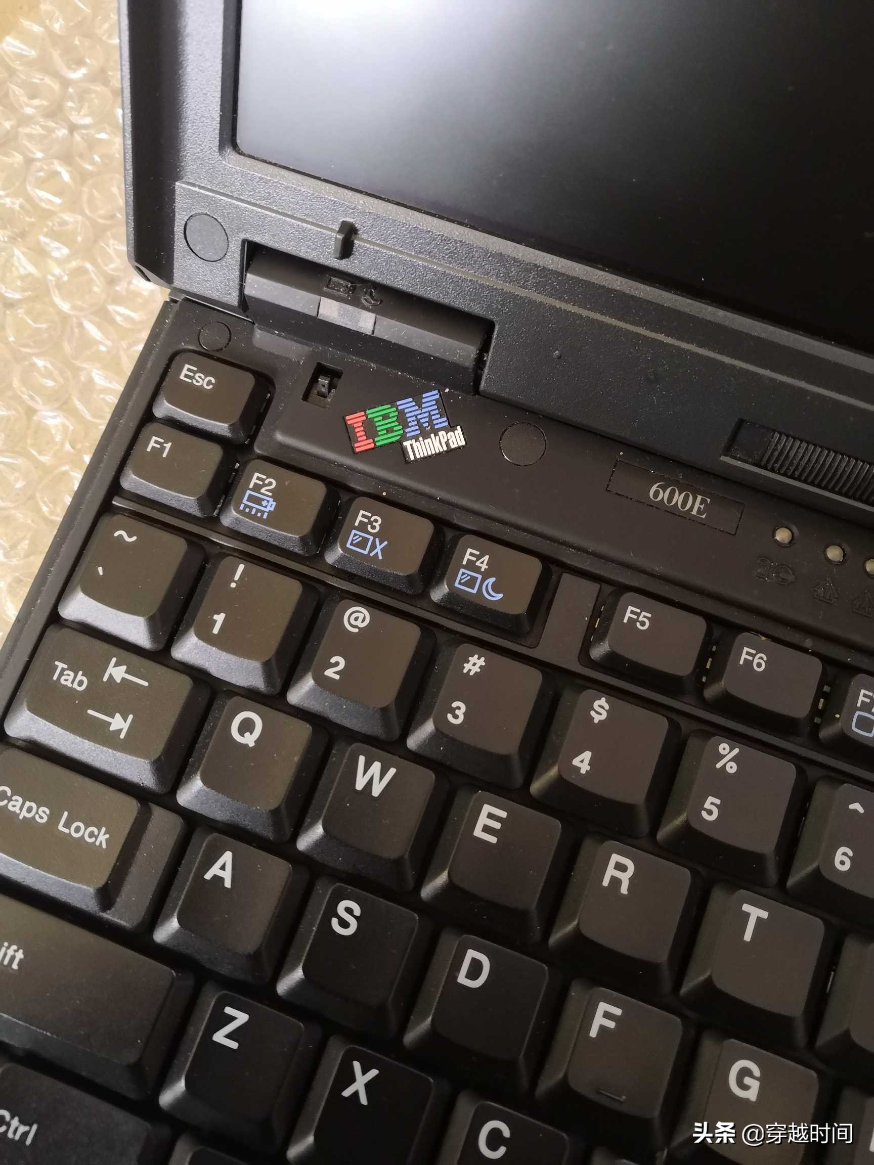 Traveling through time, look at the classic notebook with the largest ...