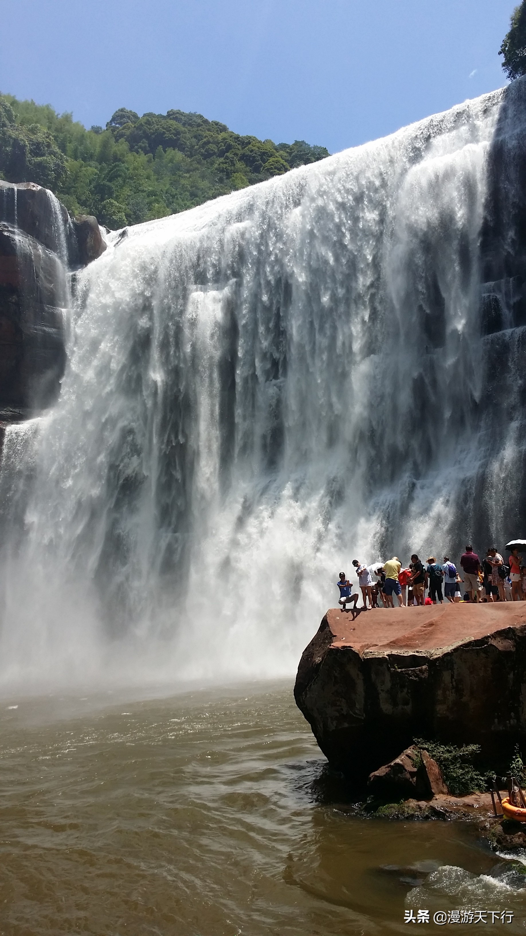 The first domestic Danxia waterfall, the largest waterfall in the ...