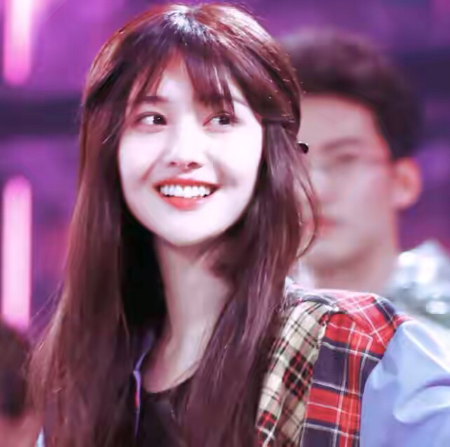 Zheng Shuang: With her "crazy" becoming popular, she is now "unemployed ...