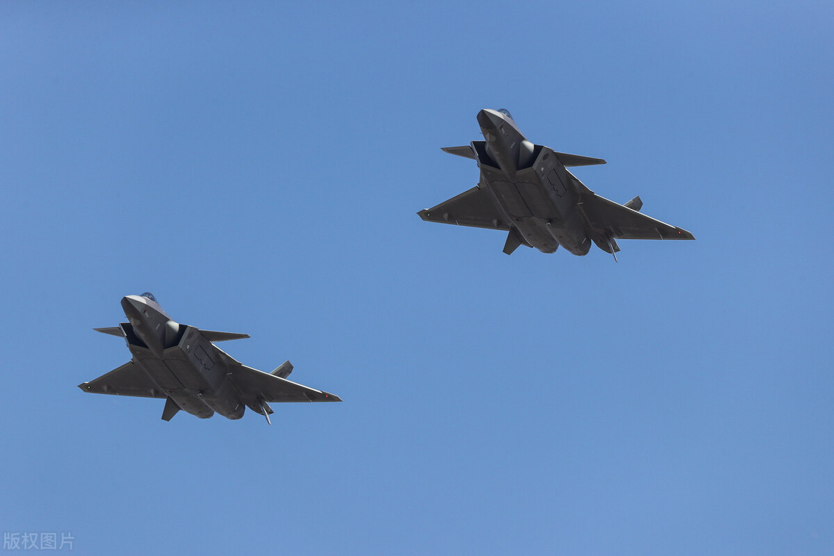 Amazing range!China's most exciting U.S. military's PL-15E air-to-air ...