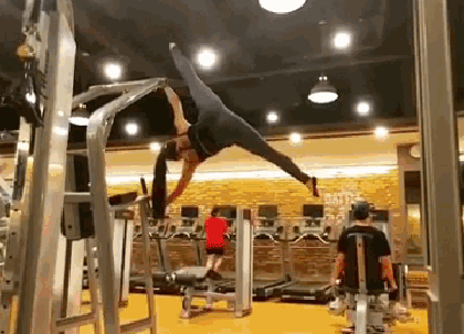 The fitness girl is 161cm tall and weighs 60 kg. She has a graceful ...