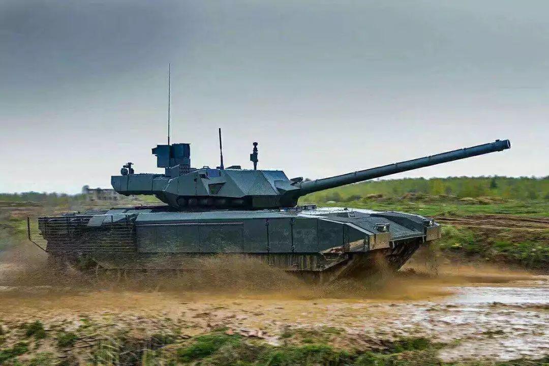 Russian military parade sees the gap between Chinese and Russian tanks ...