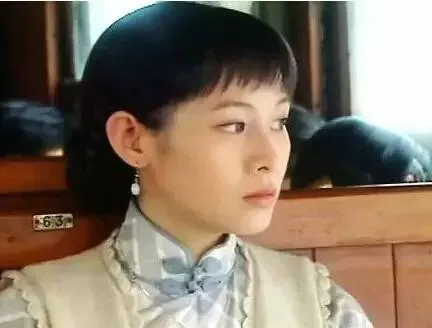 Zhang Youyi: After getting rid of the scumbag husband, she turned ...