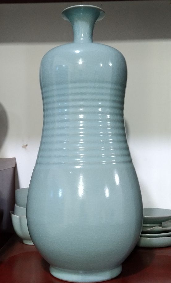 Zhao Yanlin: Focus on the traditional skills of Ru porcelain, never ...