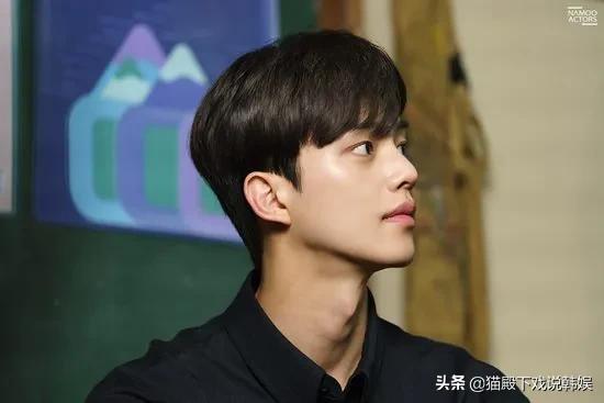 South Korean popular actor Song Jiang returned to the new drama ...