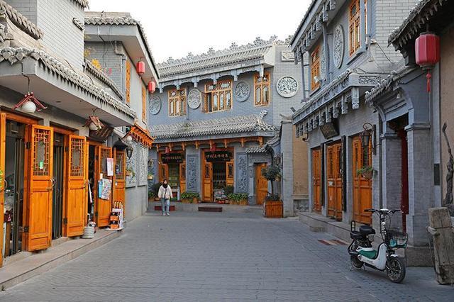 Eight Lanes and Thirteen Alleys in Linxia, Gansu, were formed in the ...