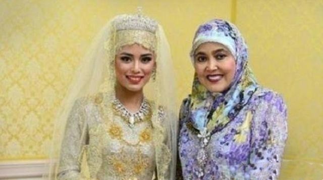 Nine years ago, the 32-year-old Brunei princess married a 3-year-old ...