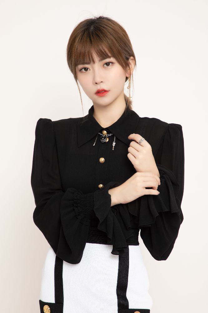 Zhou Shuyi Photo Album - iNEWS