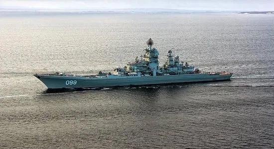 A classic moment of the Chinese Navy, the Chongqing rushed to the ...