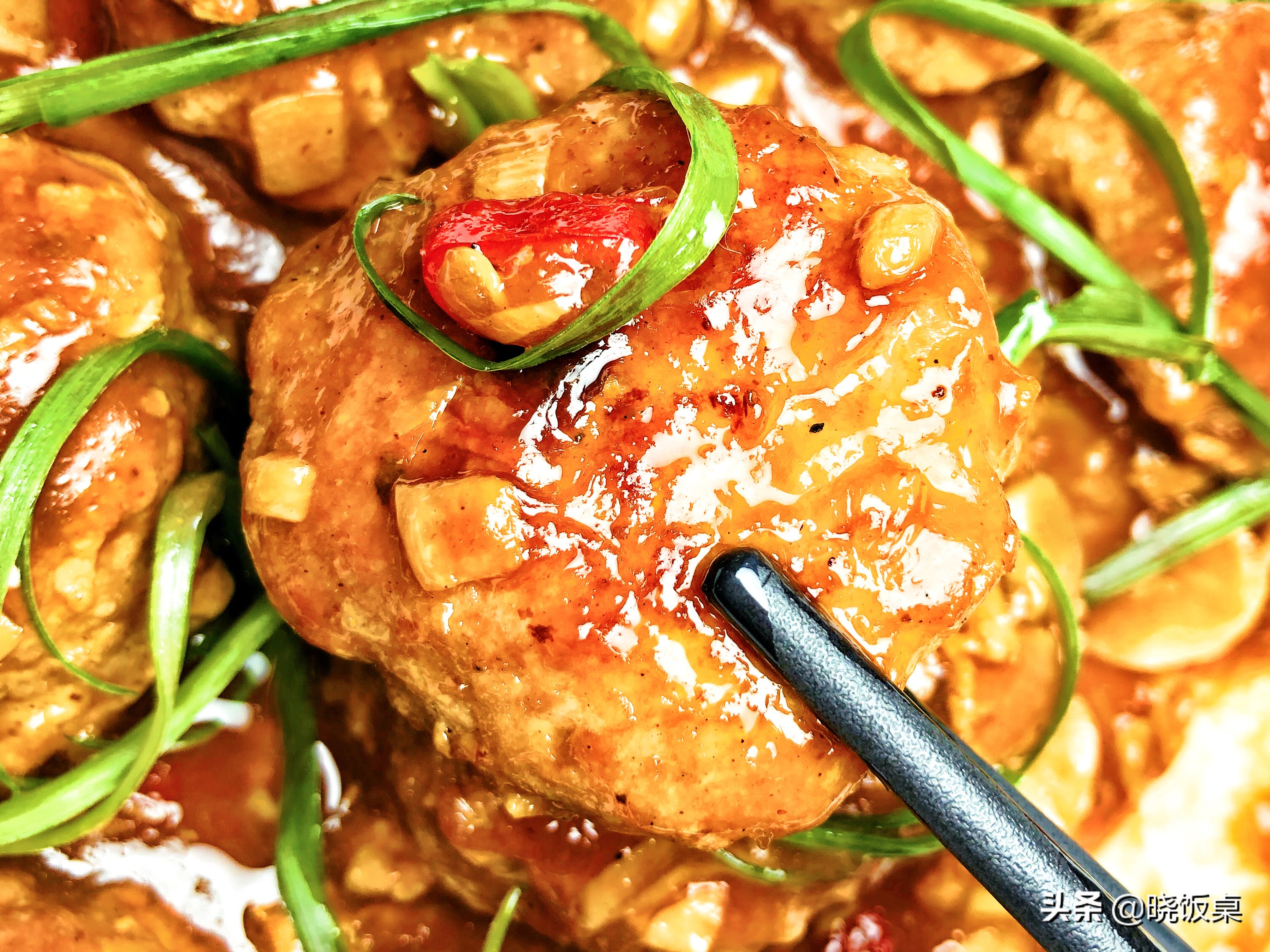 The classic Lu Cai Nan fried meatballs, the meat is fragrant, tender ...