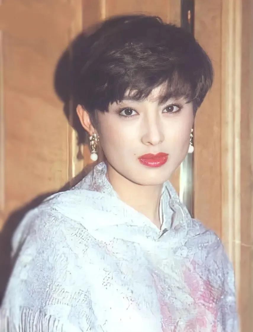 Appreciation of 80 old photos of the most beautiful star girl Zhang Min ...