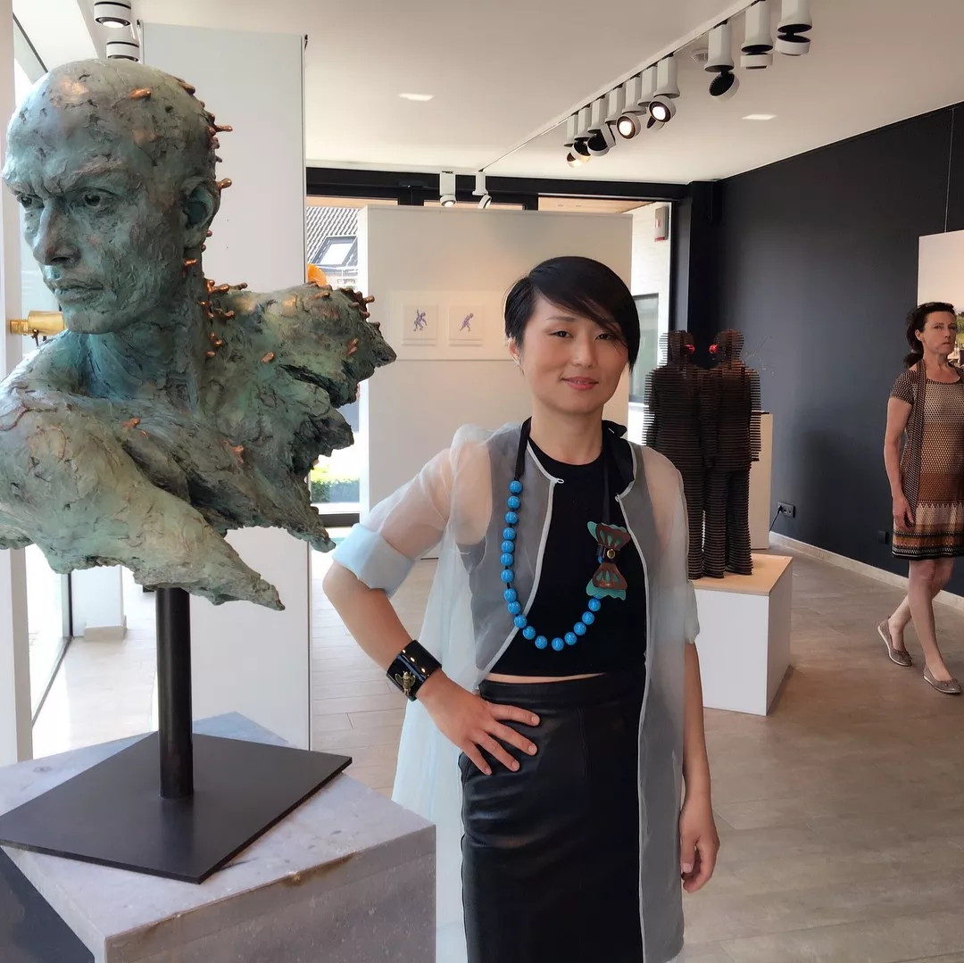 Luo Lirong sculpture - iNEWS