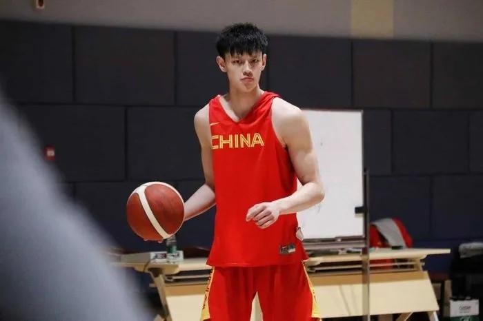 Height 2 meters 11!Zeng Fanbo announced his candidacy!Can he be ...