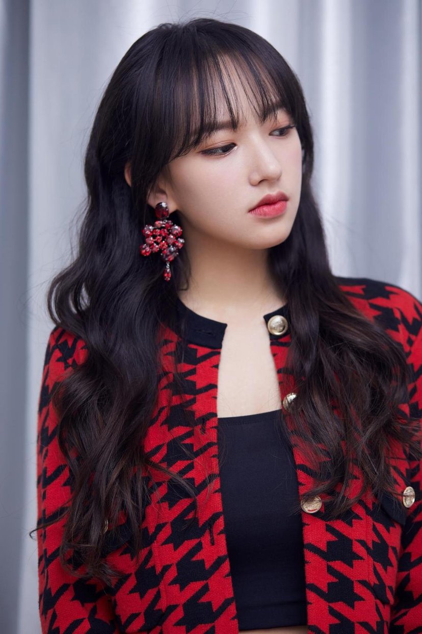 Cheng Xiao Photo Album - iNEWS