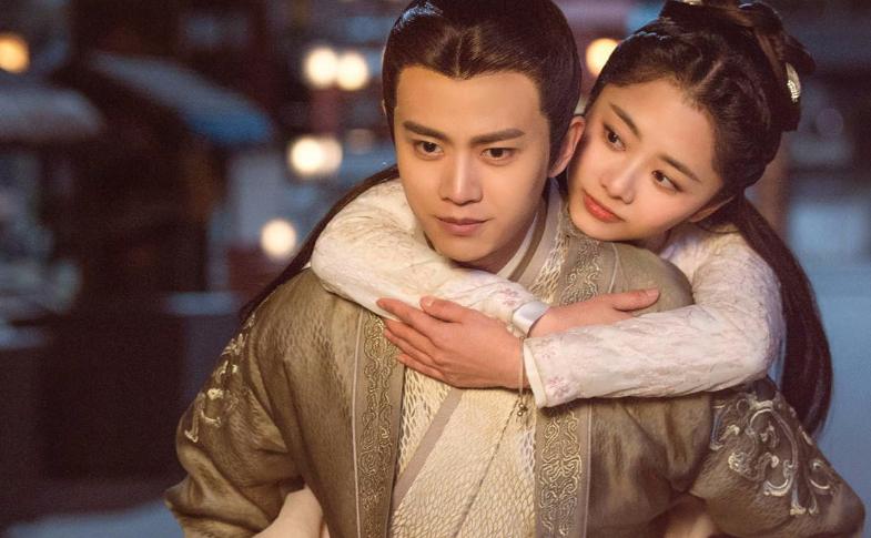 Ren Jialun, who is not a college graduate, got married at an early age ...