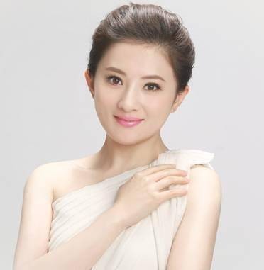 40-year-old Jin Ming lost weight?The skinny figure is no longer fleshy ...